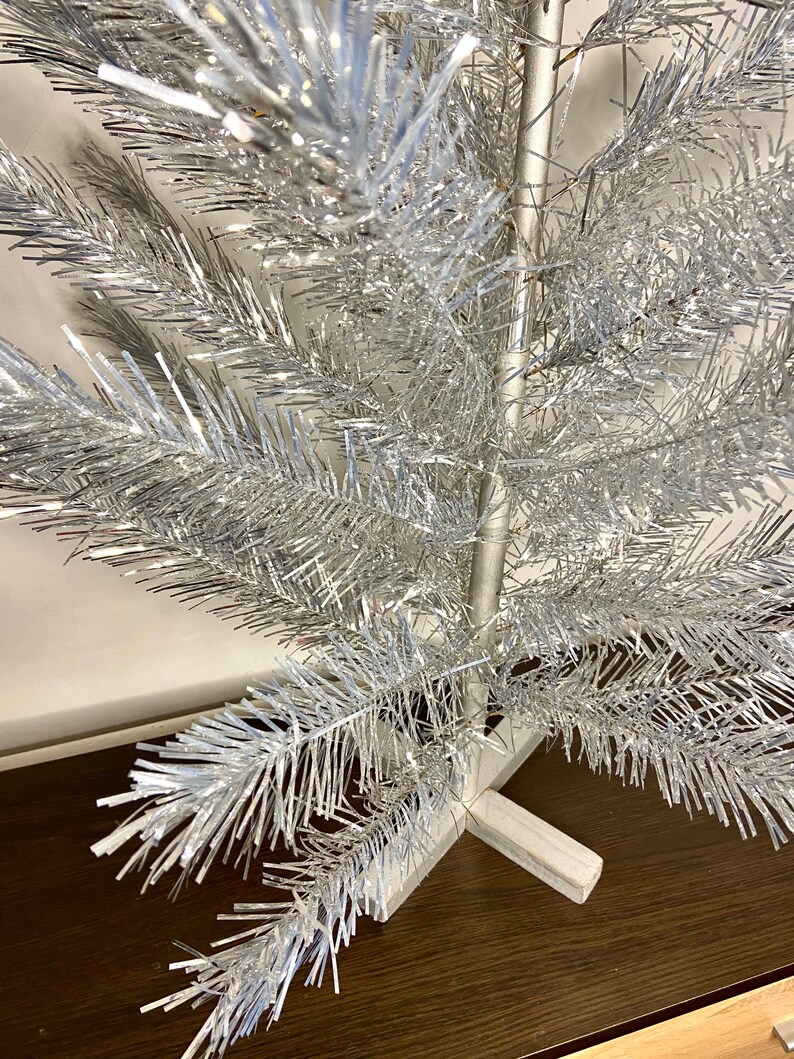 Vintage Metal Aluminum Silver Christmas Tree Mid-century - Etsy