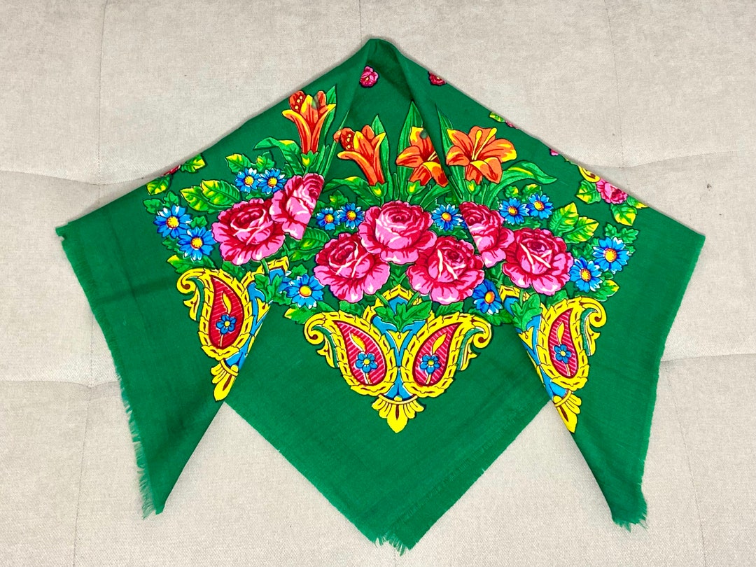 Ukrainian Vintage Green Shawl, Russian Wool Floral Shawl, Spain Folk ...