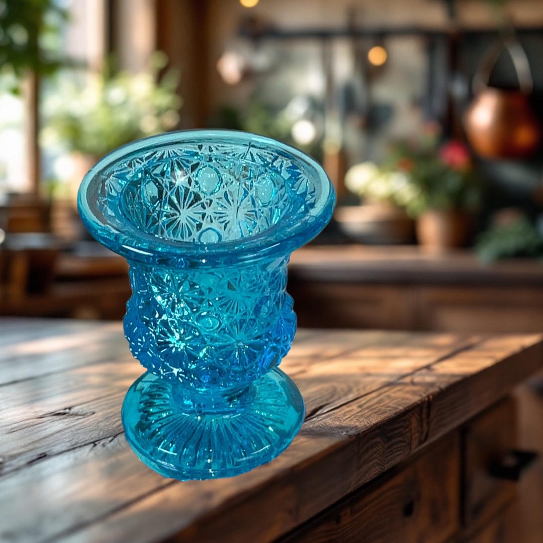 Antique L.E. Smith Daisy and Button Blue Glass Toothpick Holder - Etsy