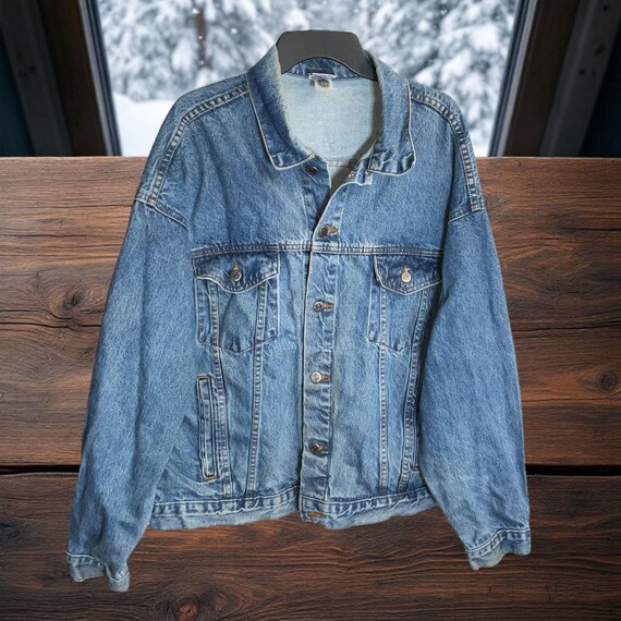 Vintage TYCA Jean Jacket w Embossed Logos on Back Men… - Gem