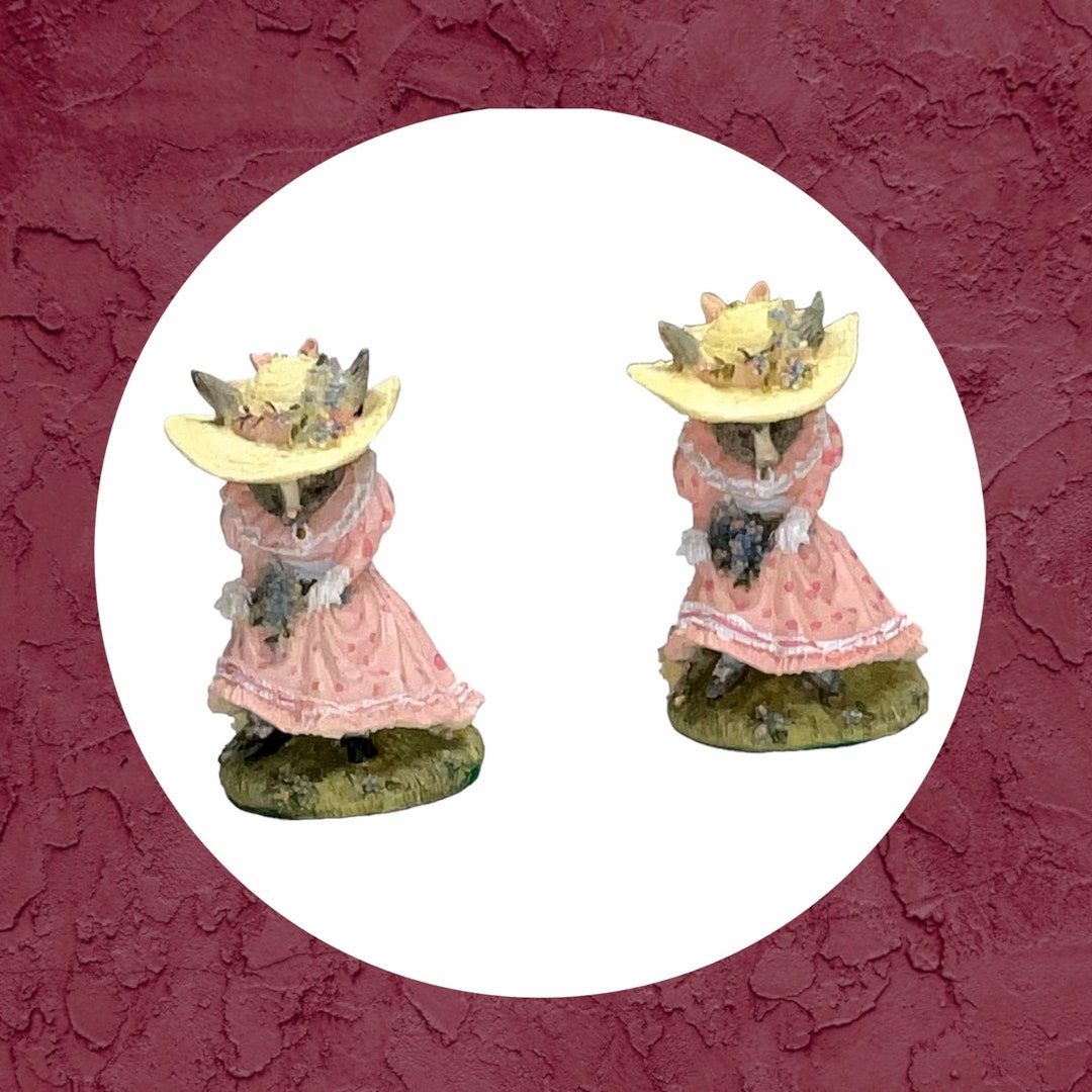 2 Vintage 1993 the Victorian Collection Felicity Field Mouse Figurines ...