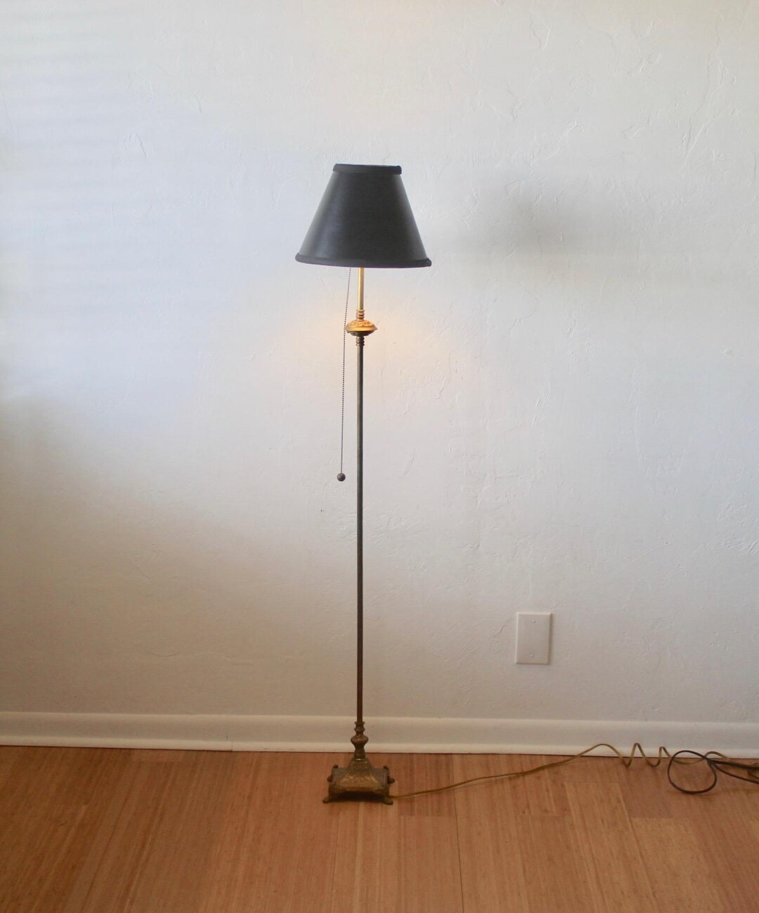 Italian Style Ornate Brass Column Floor Lamp Paw Footed Vintage Mid ...