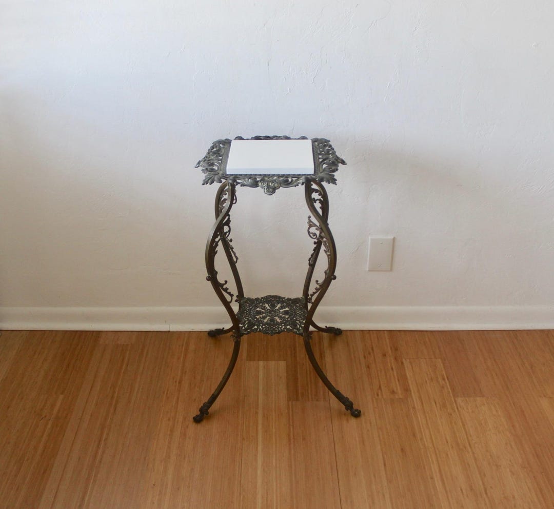 Bradley & Hubbard Style Victorian Brass Quartz Footed Plant Stand ...