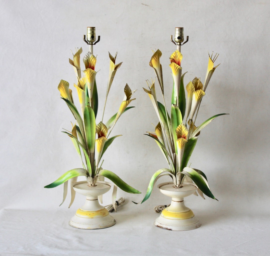 Vintage Italian Tole Flowers Urn Table Lamps- a Pair - Etsy