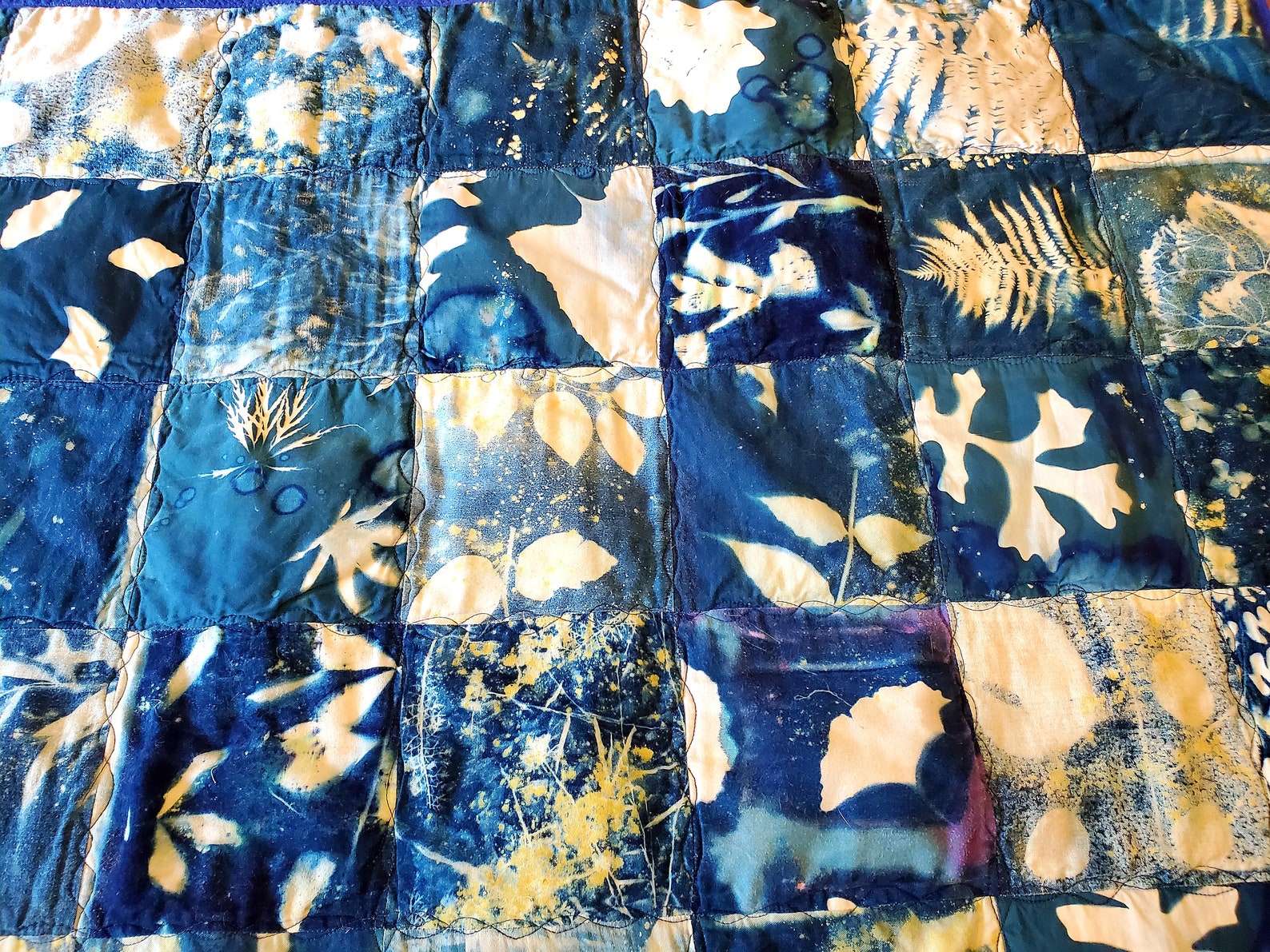 Cyanotype Garden Quilt - Etsy