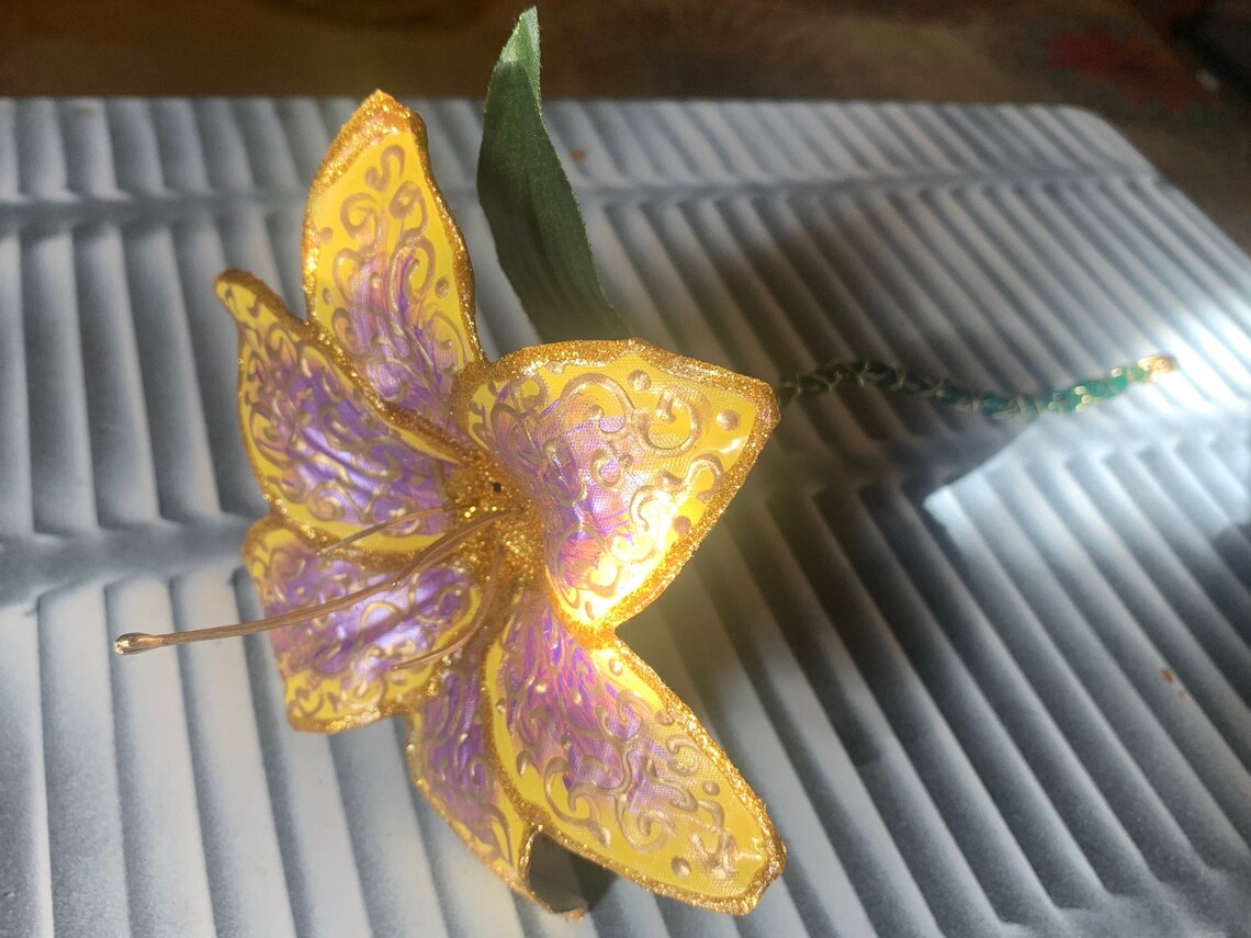 Small Rapunzel Tangled Themed Flower - Etsy