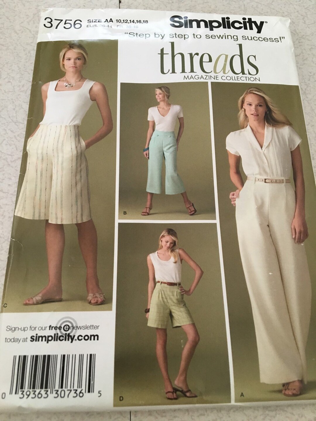 New Simplicity Threads Women's Pants, Shorts, and Culottes Sewing ...