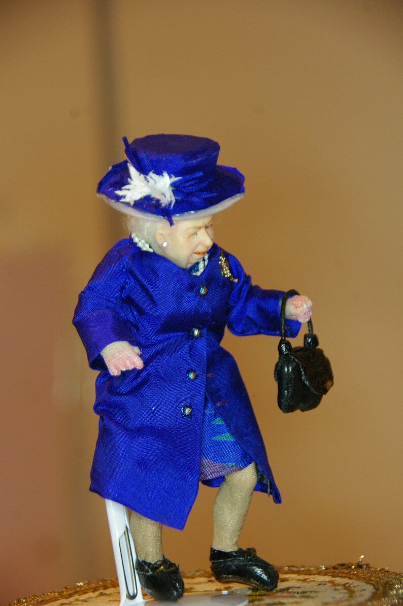 Queen Elizabeth II - Etsy