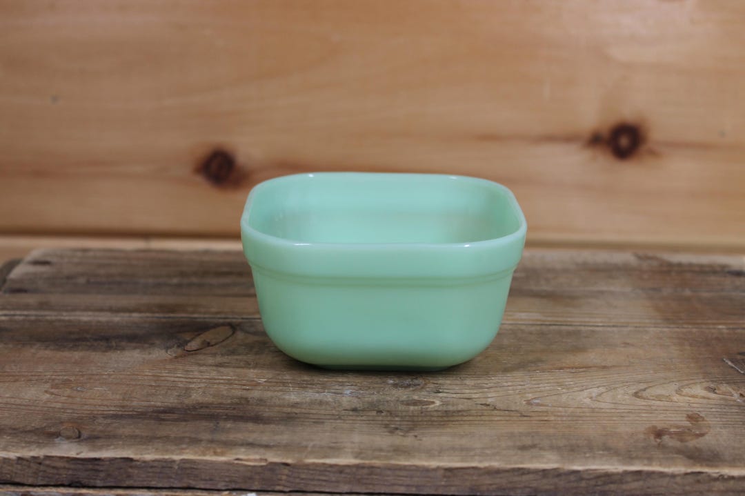 Vintage Fire King Jadeite 4" X 4" Colonial Rim Refrigerator Dish No Lid ...
