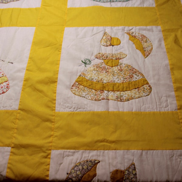 Parasols Lady Quilt - Etsy
