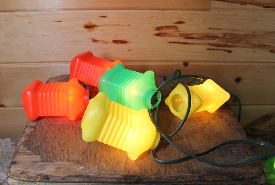 Vintage String Set of 6 Patio Blow Mold Plastic Tiki Bar Lights Plug in ...