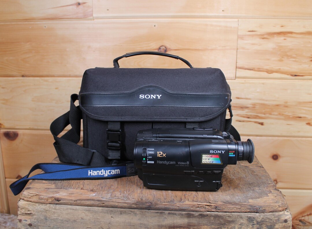 Vintage Sony Handycam Video 8 Model CCD-TR460 Video Camcorder Camera in ...