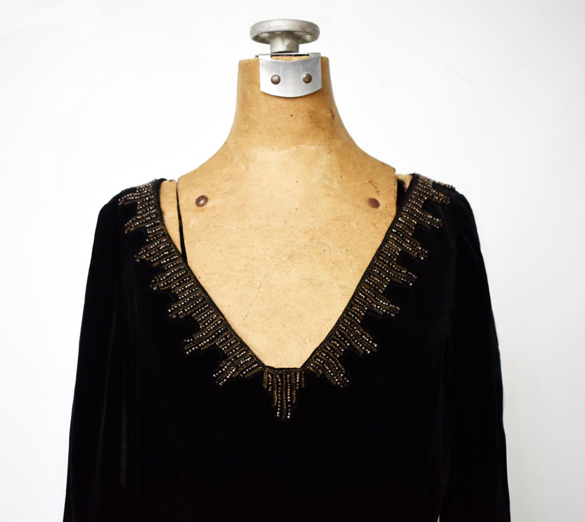 Vintage 20s Drop Waist Evening Gown | 1920s Black Velvet Robe Du Soir ...