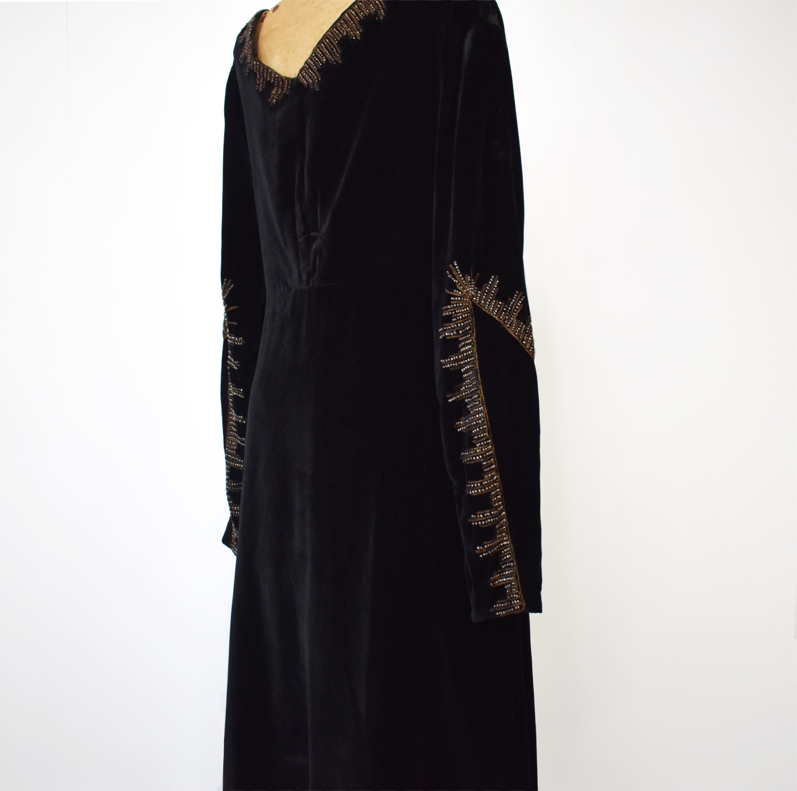 Vintage 20s Drop Waist Evening Gown | 1920s Black Velvet Robe Du Soir ...