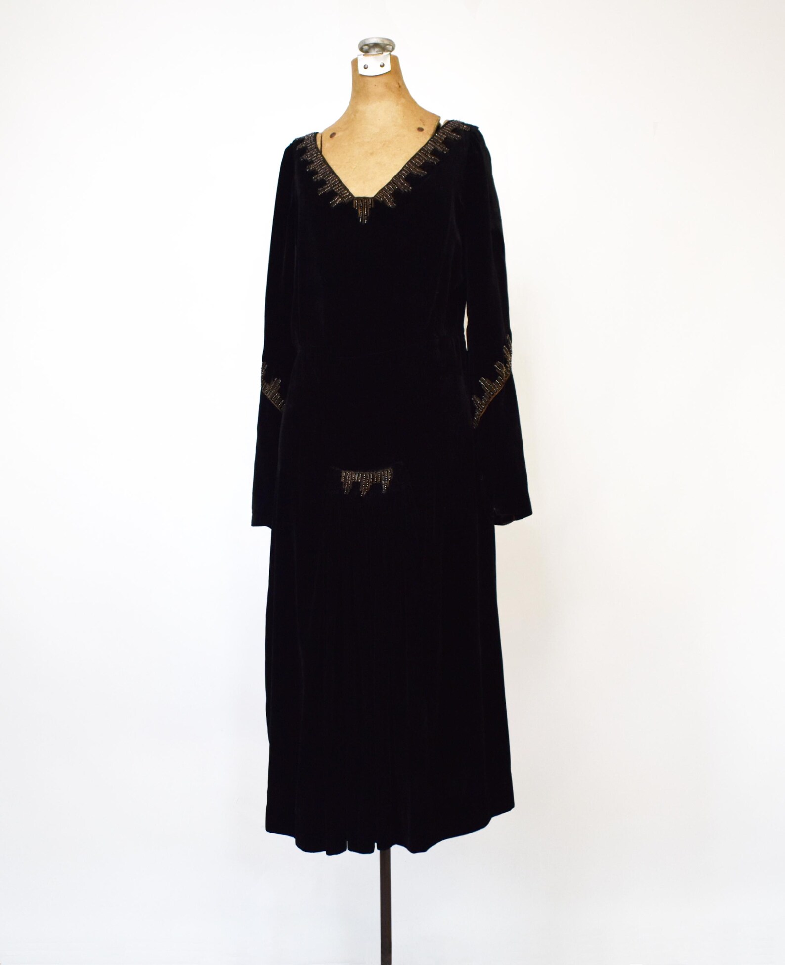 Vintage 20s Drop Waist Evening Gown | 1920s Black Velvet Robe Du Soir ...