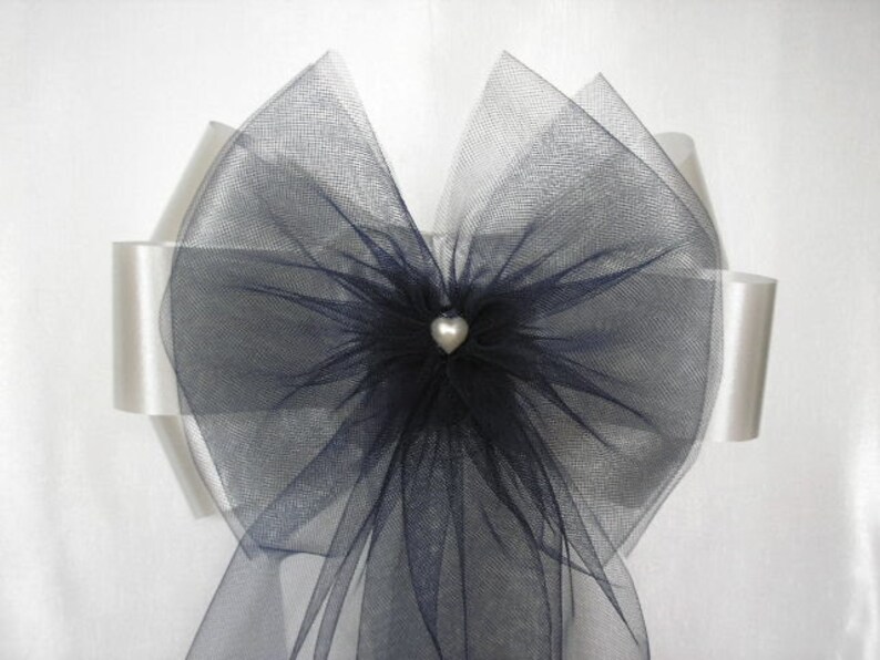 10 X Fluffy Tulle With Pearl Heart Detail Wedding Pew End Bows choice ...