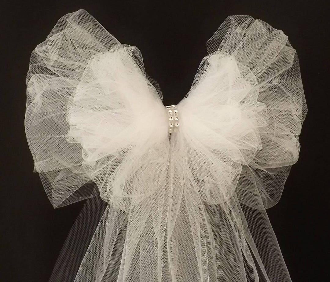 10 X Fluffy Ruffle Tulle With Diamante Detail Wedding Pew End Bows ...