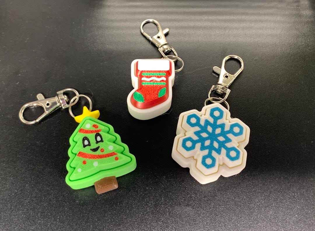 3D Printed Holiday and Winter Themed Fidget Clicker Keychains - Etsy