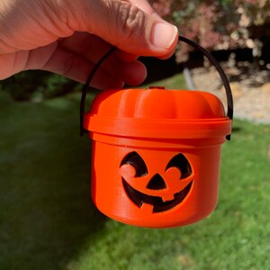 3D Printed Miniature Halloween Buckets: Nostalgic Boo Buckets With Lid ...