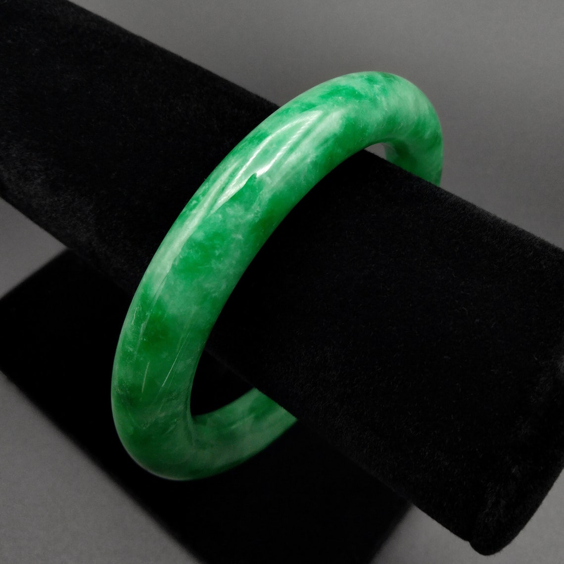 Vintage Imperial Green Jade Bangle Bracelet - Etsy