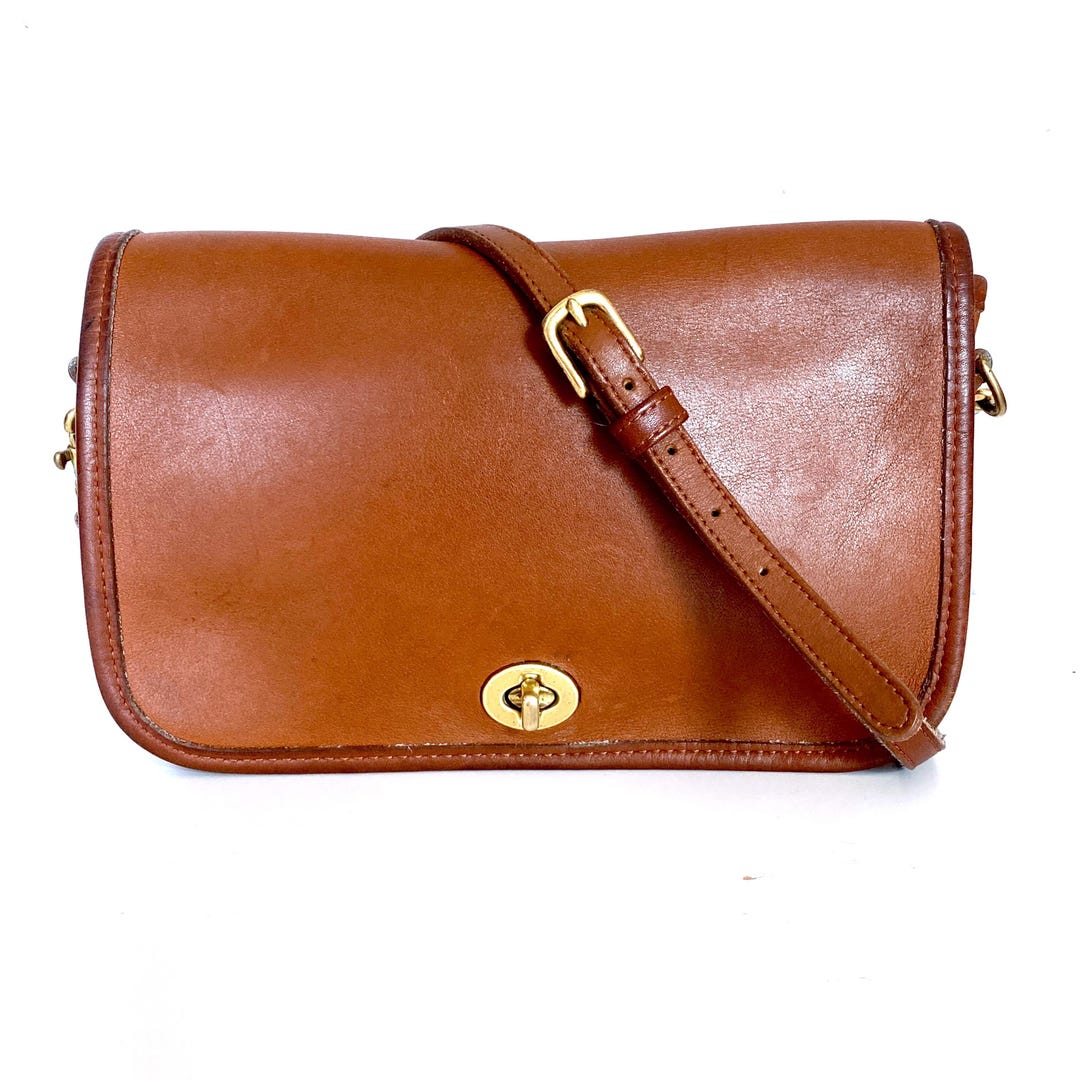 COACH Vintage Penny Pocket Purse Bag Light Brown Honey Leather Purse ...
