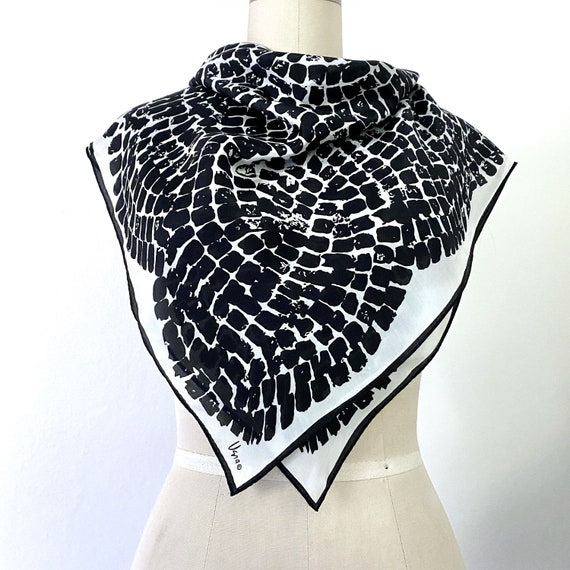 1970 Vera Neumann Graphic Original Scarf Vera Scarf V… - Gem
