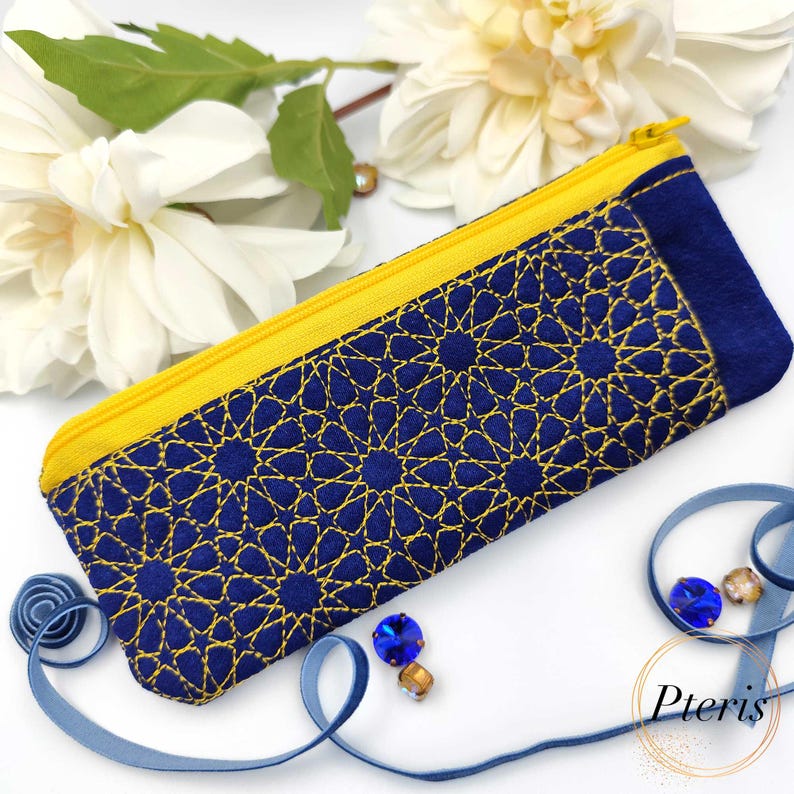 Quilted Zipper Pencil Case Machine Embroidery Design: In-the-hoop ...