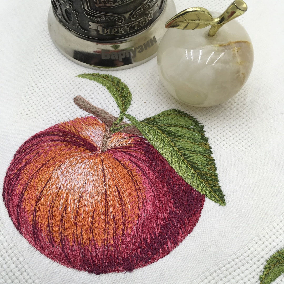 Realistic Red Apple With Leaf Machine Embroidery Design - 3 Sizes - Etsy