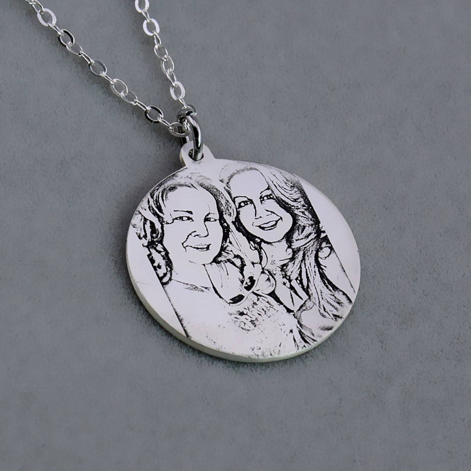 Engraved Photo NecklaceCustom Picture NecklacePersonalized | Etsy
