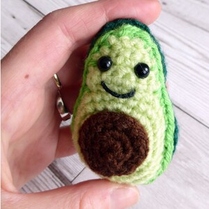 Avocado Crochet Keyring - Amigurumi Avocado - Vegan Gift - Avocado Key ...