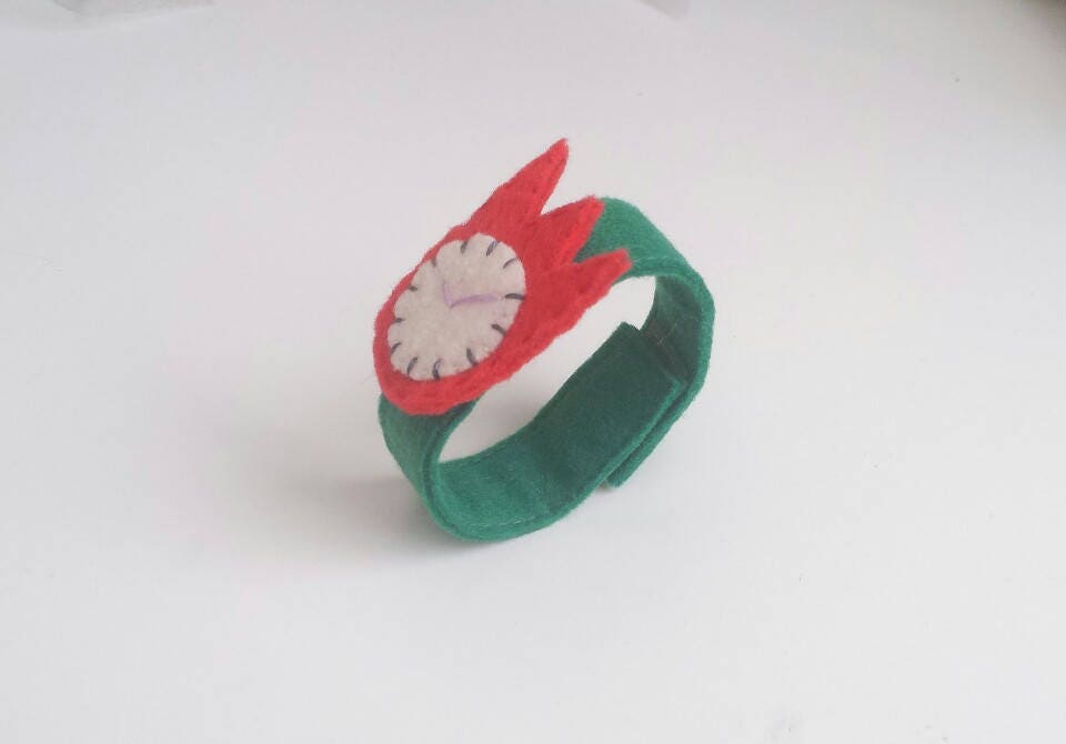 Red Tulip Felt Watch for Baby and Kids, Play Watch, Toy Watch - Etsy