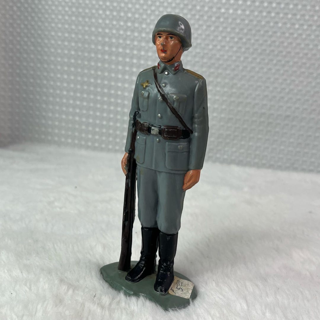 Vintage MARX WWII German Military Army Soldier Toy Hand Painted Hard ...