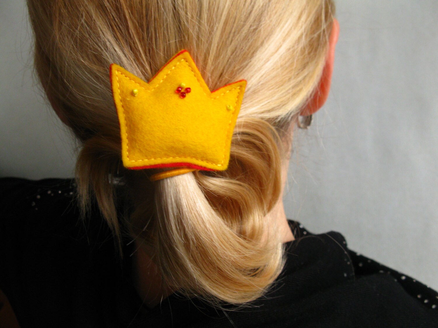 Scrunchy of Felt "crown" - Etsy
