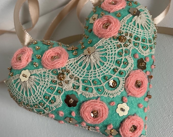 Hand Made Embroidered Felt Heart - Etsy