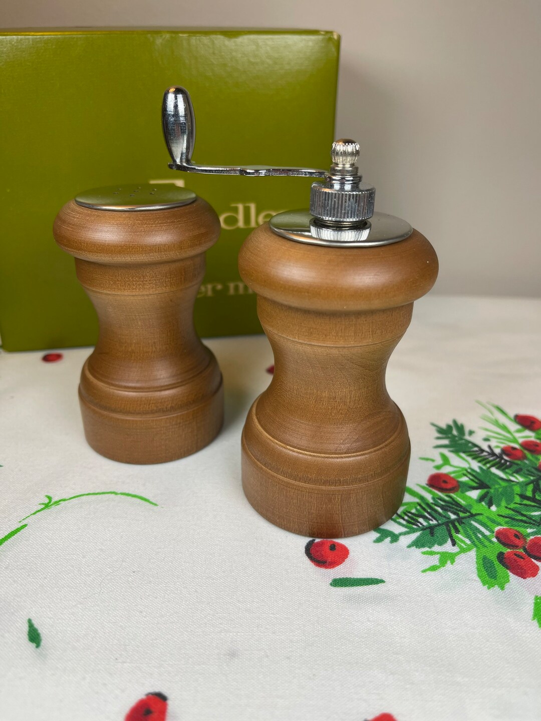 Vintage Mid Century Mr Dudley Pepper Mills-maple-dudley Kebow Inc ...