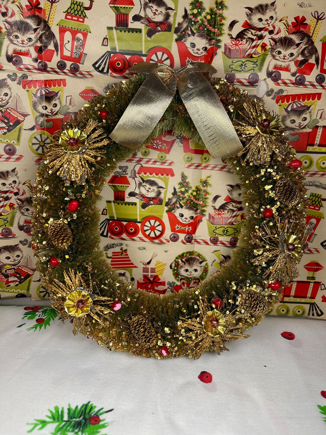 Vintage Bottle Brush Wreath-kitschy-christmas-mid Century-atomic Era ...