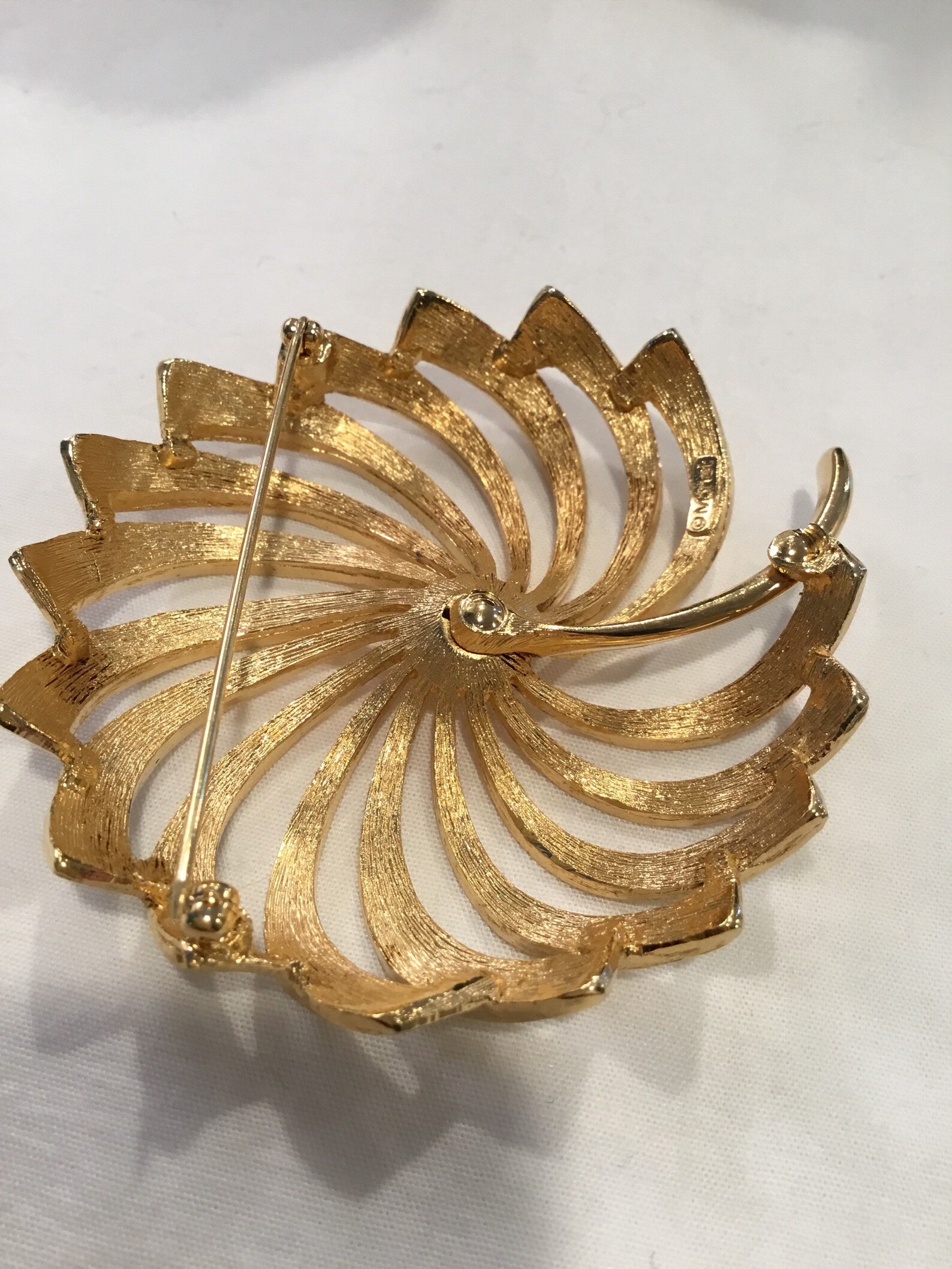 Vintage goldtone Monet large flower swirl pin goldtone | Etsy