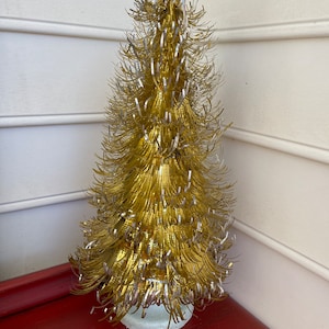 Vintage Gold Tinsel Eyelash Christmas Tree-tabletop-mid Century-kitschy ...