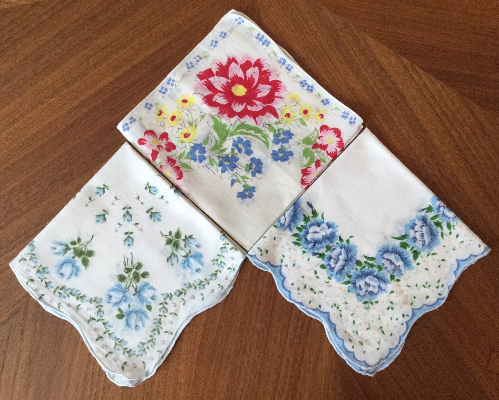 Vintage 1960s 3 Cotton Floral Handkerchiefs Blue Pink Red - Etsy