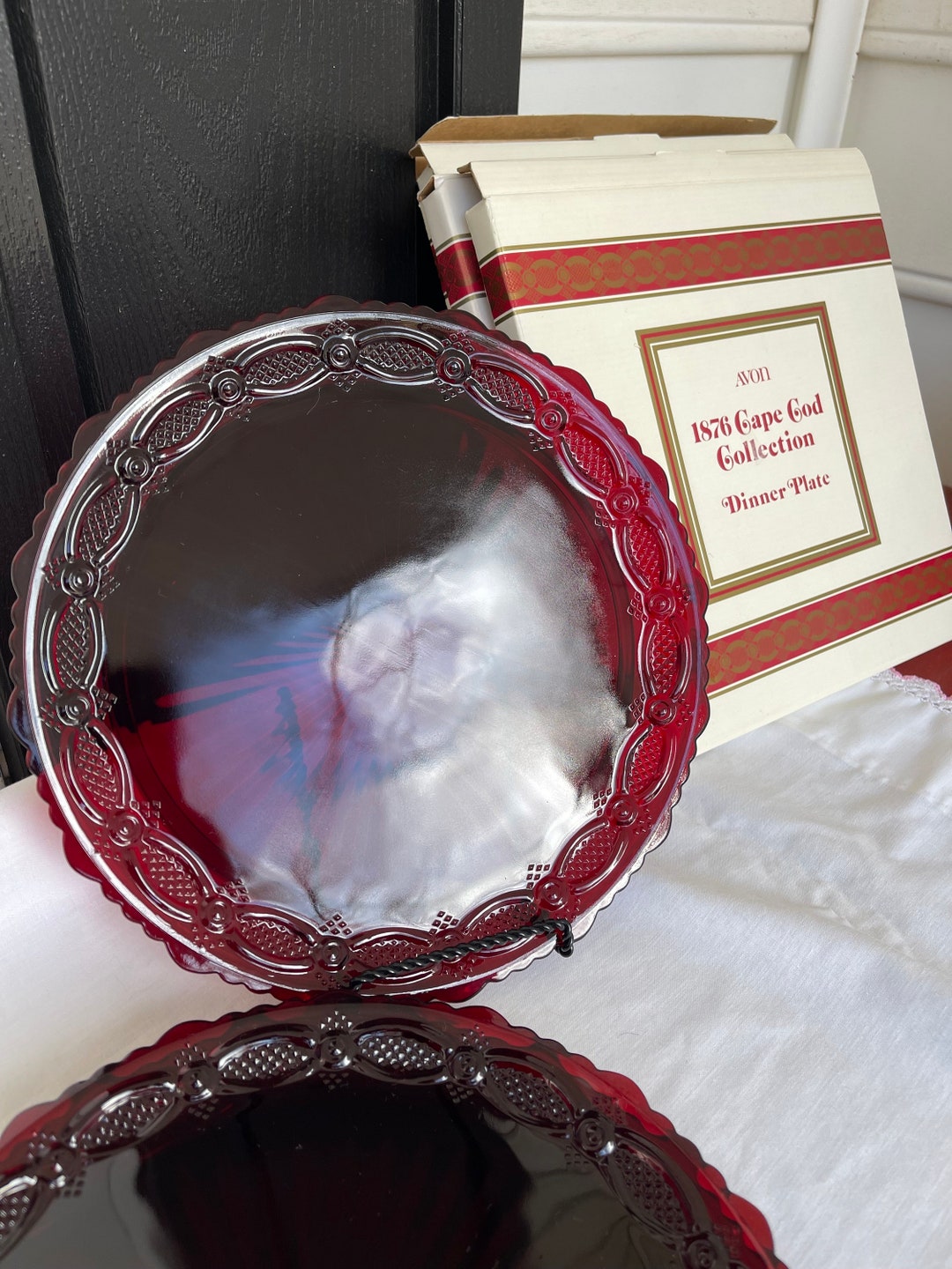 Vintage 1982 Avon the 1876 Cape Cod Collection Ruby Red 10.5 Dinner ...