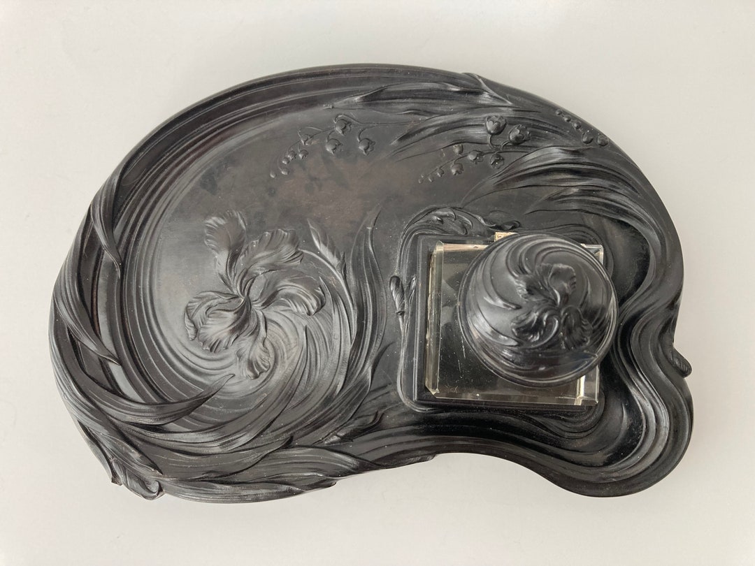 ART NOUVEAU INKWELL - French Early Plastic Bois Durci Inkwell With ...
