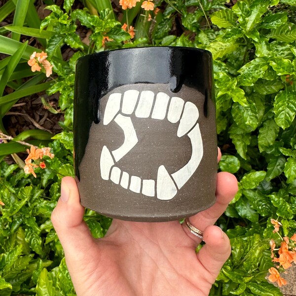 HandsInTheDirt - Etsy