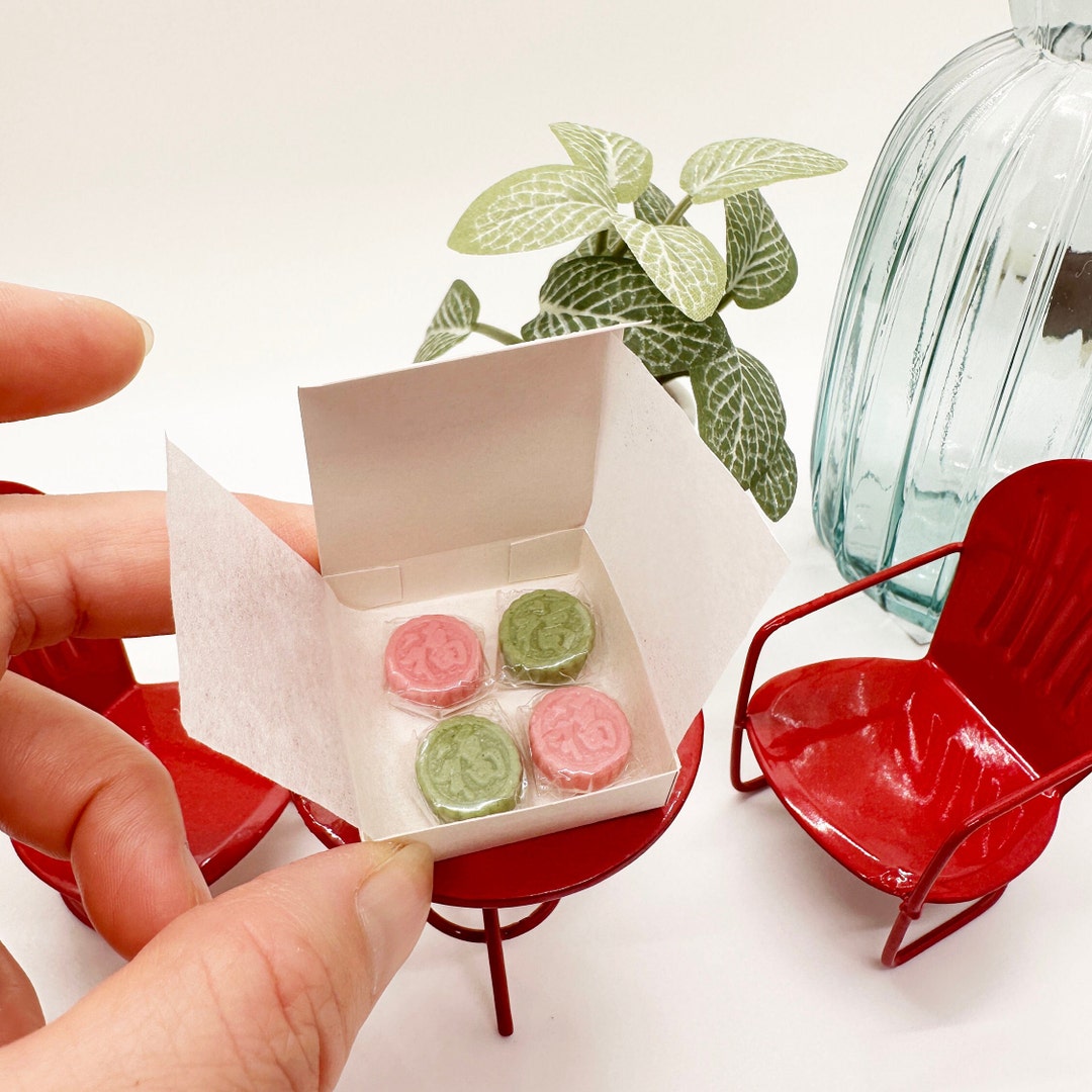 Fortune Round Large Size Miniature Mooncake Set in a Box | Dollhouse ...
