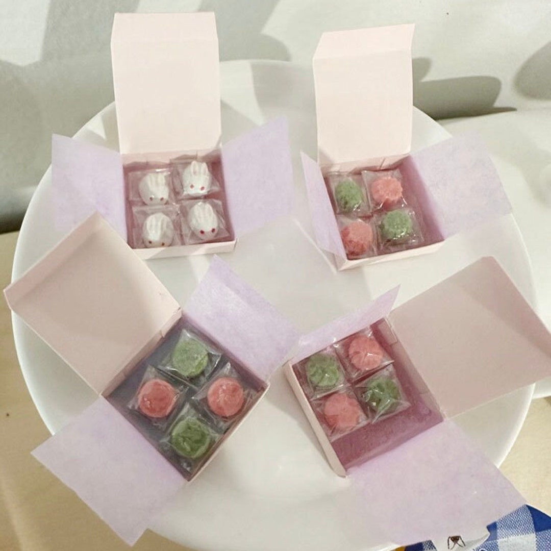 Miniature Clay Mooncake Set: Dollhouse Food (5-10mm) - Etsy