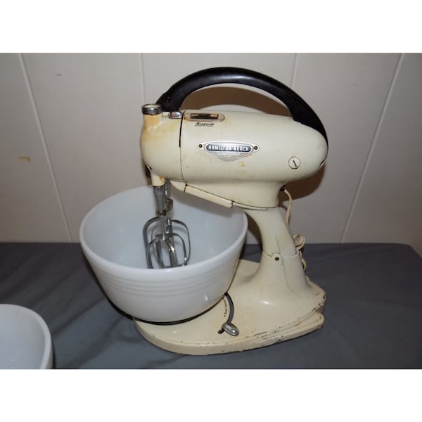 Vintage Stand Mixer - Etsy