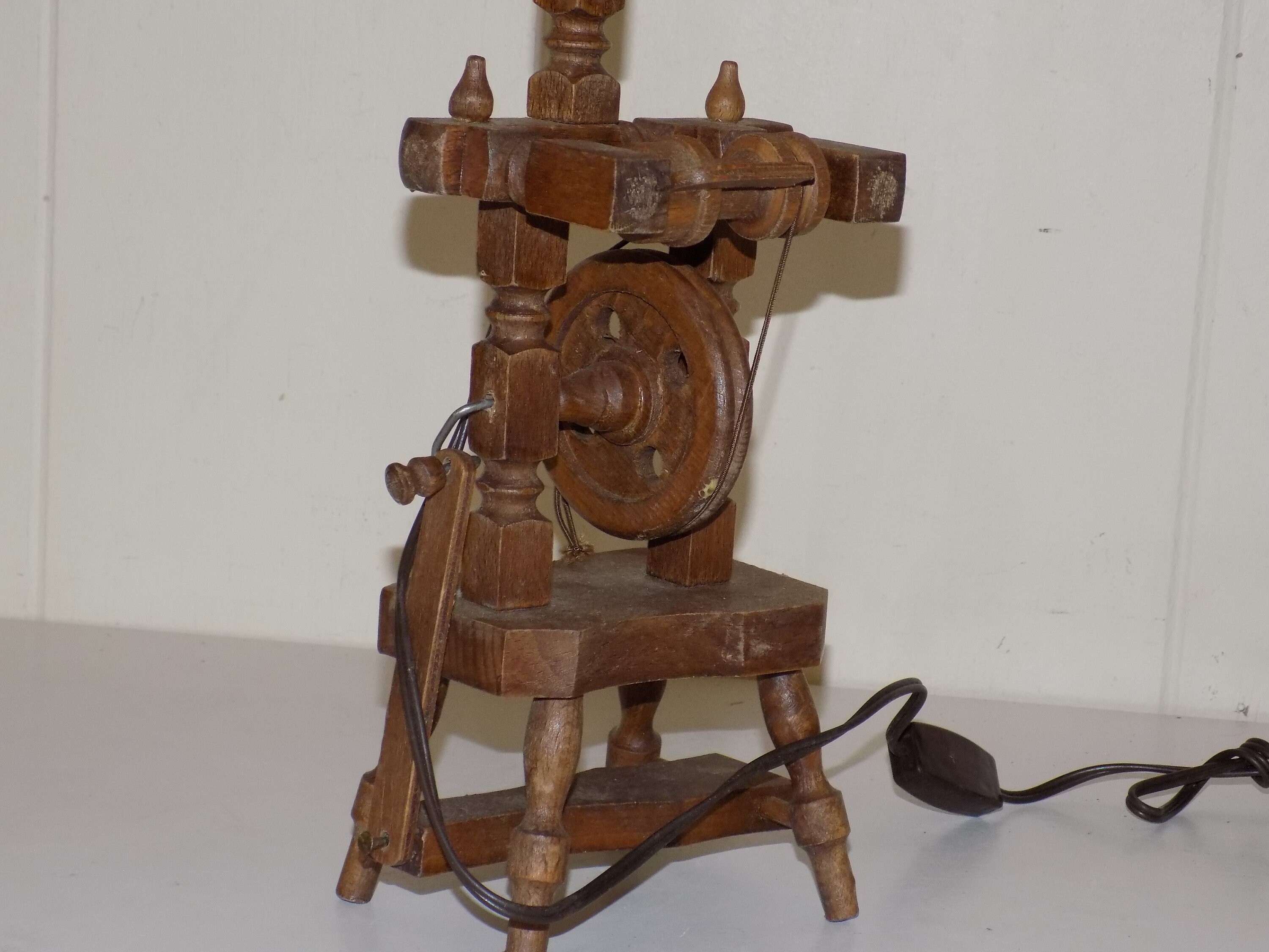 Vintage Wood Spinning Wheel Lamp | Etsy