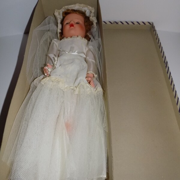 Vintage Bride Doll - Etsy