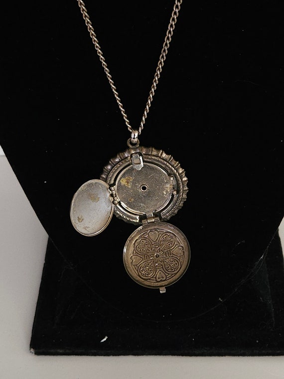 Double locket store