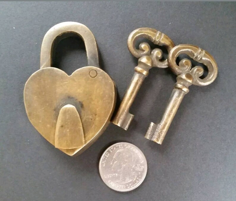 Heart Shaped Love Lock, Commitment Lock, Paris Bridge Lock, Valentine ...