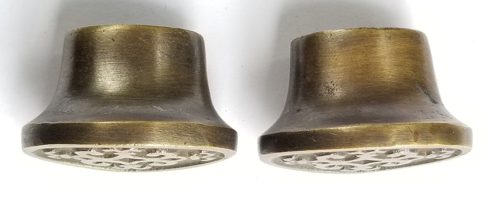 2 Antique Style Ornate Solid Brass Oval Knobs Pulls Cabinet - Etsy